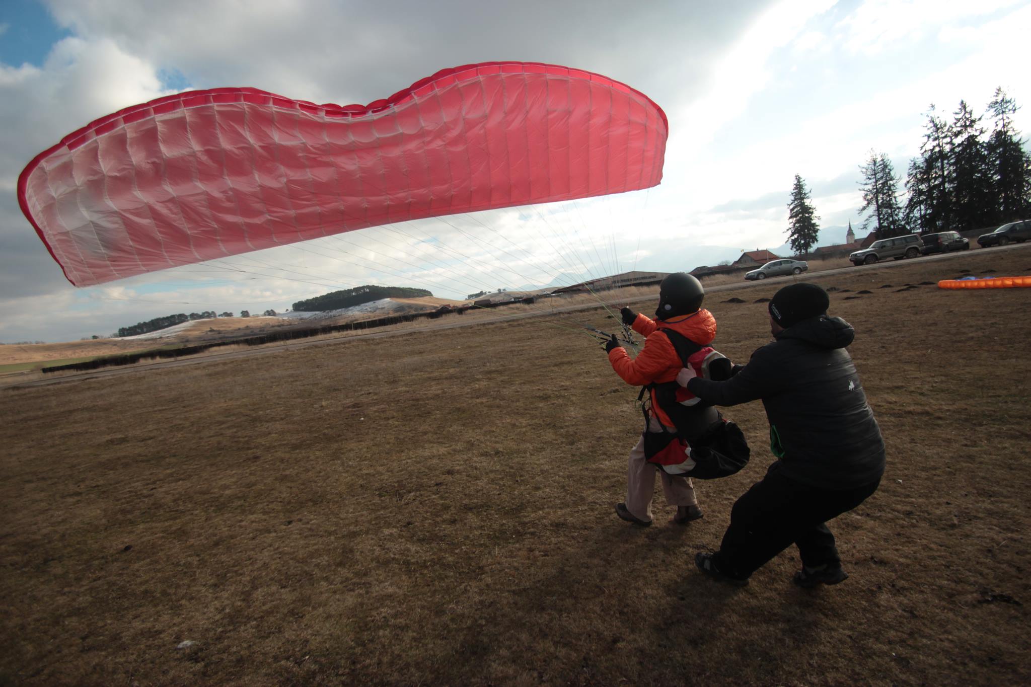 Galerie – Centrul de parapanta PARAMANIA – Zboara cu noi!